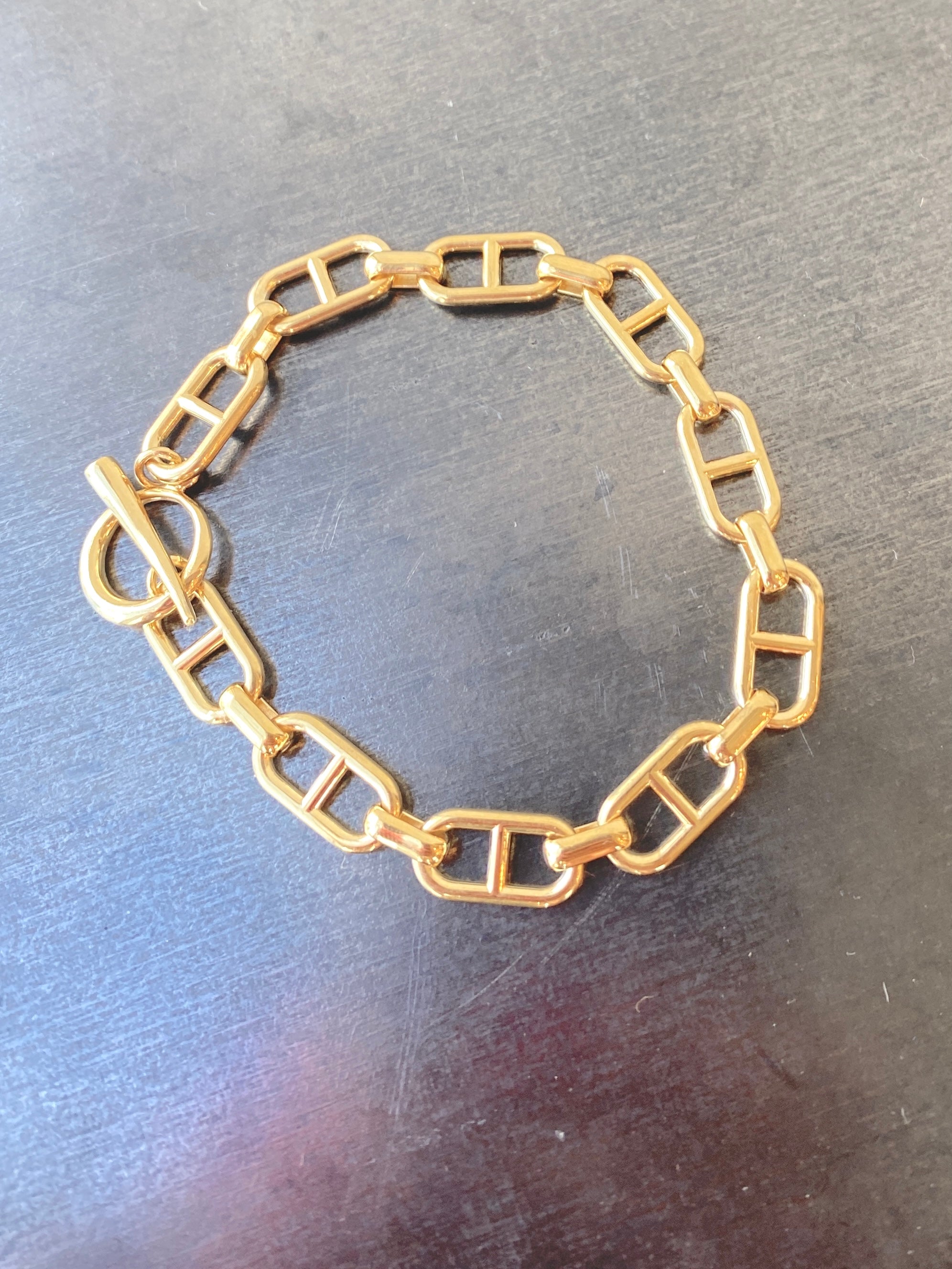 Stirrup Chain Bracelet with Tusk Clasp